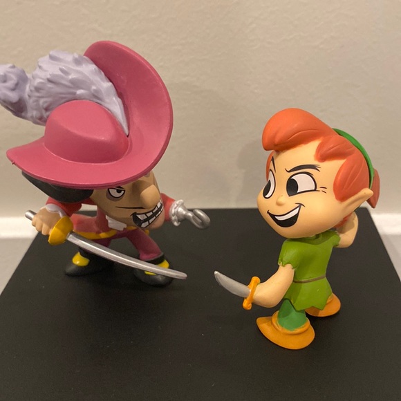 Funko | Other | Funko Mystery Minis Heros Vs Villains Peter Pan And ...
